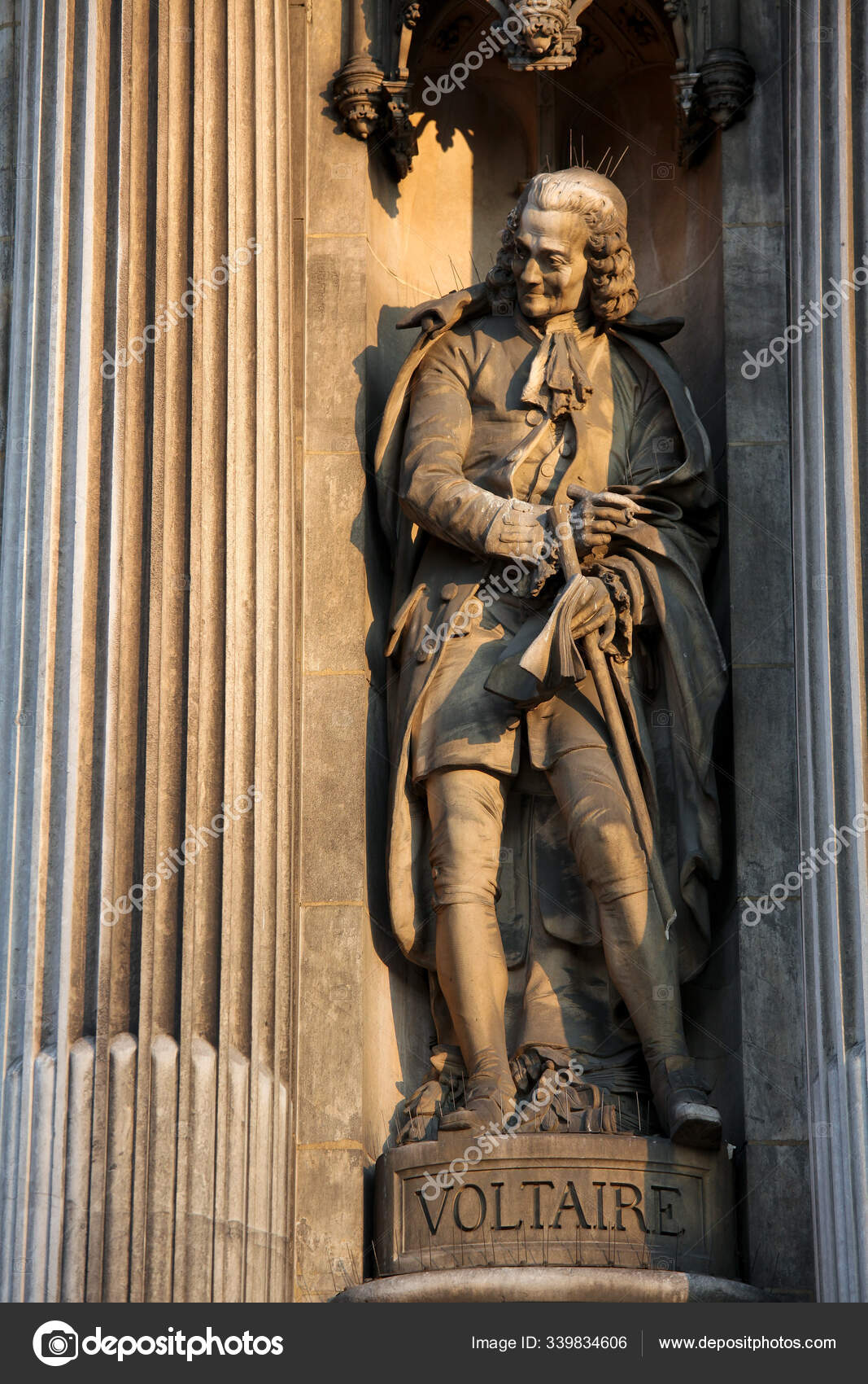 Statue Famous French Philosopher Voltaire 1694 1778 Hotel Ville City ...