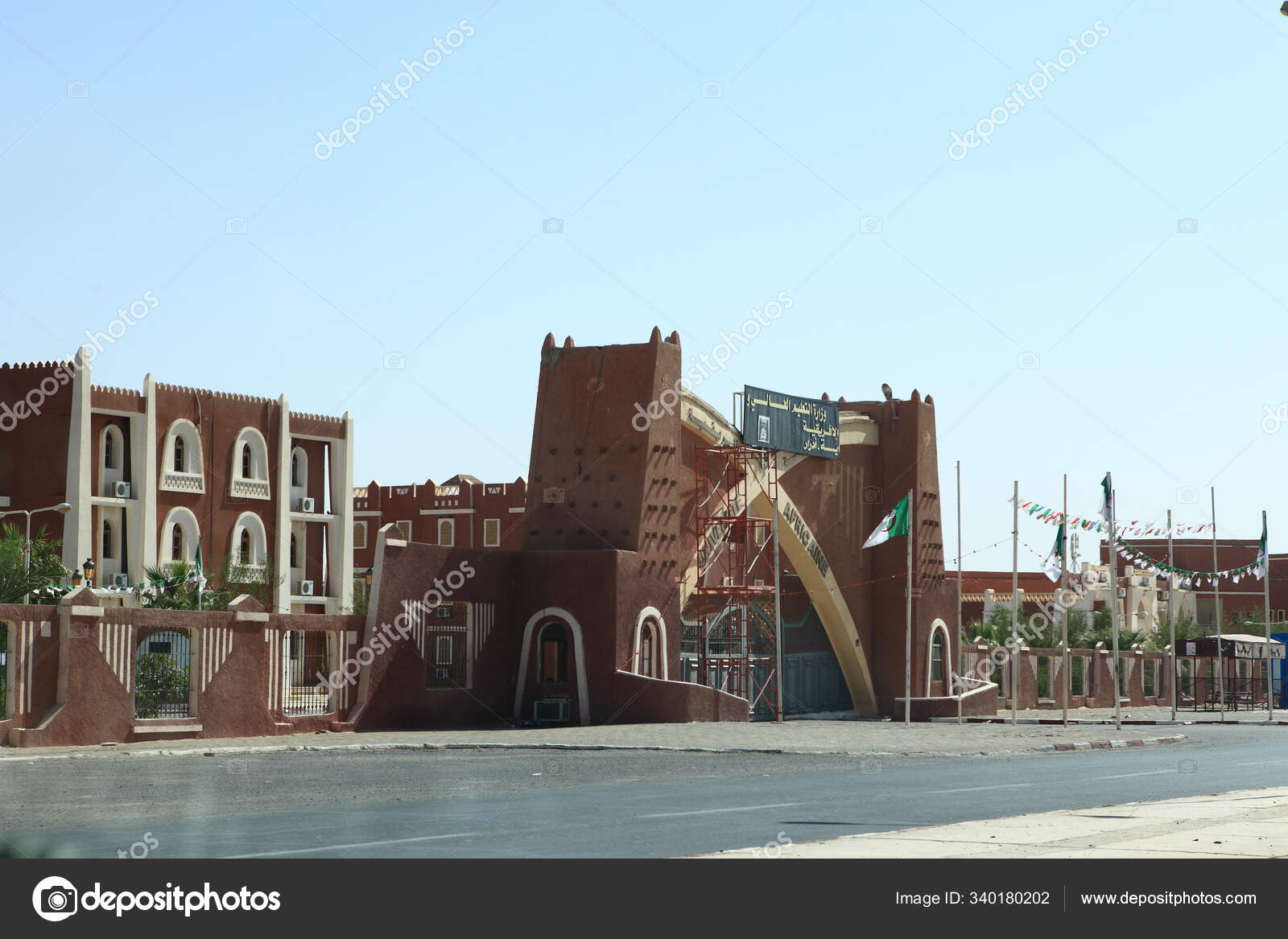 Market Timimoun Algeria — Stock Editorial Photo © PantherMediaSeller ...