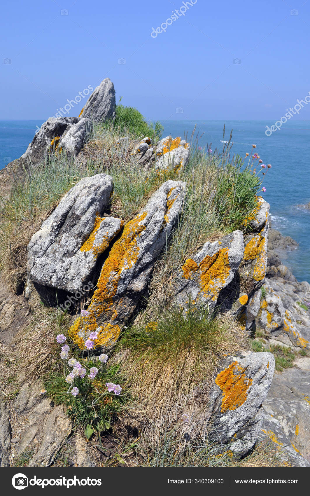 Rock Skulpture Front Blue Sky Pointe Groin Cancale France — Stock Photo ...