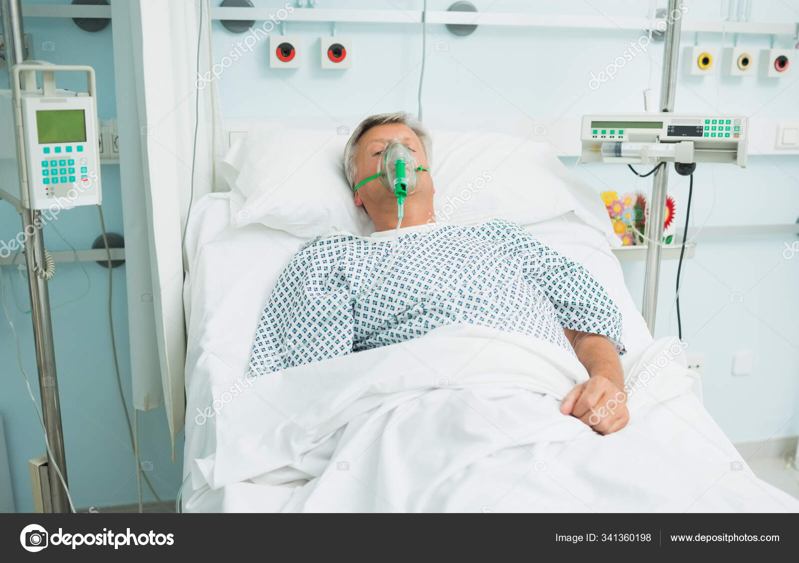 Unconscious Male Patient Lying Bed Oxygen Mask Hospital — Stock Photo © PantherMediaSeller ...