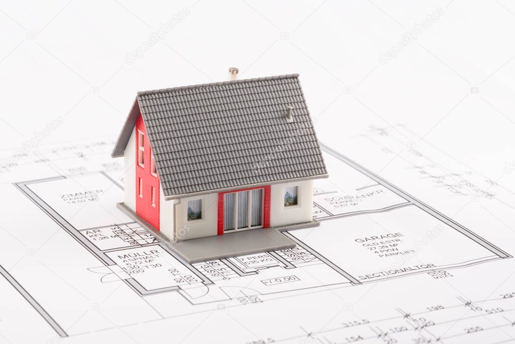 modelo de casa adosada en arquitectura moderna construida sobre un ...