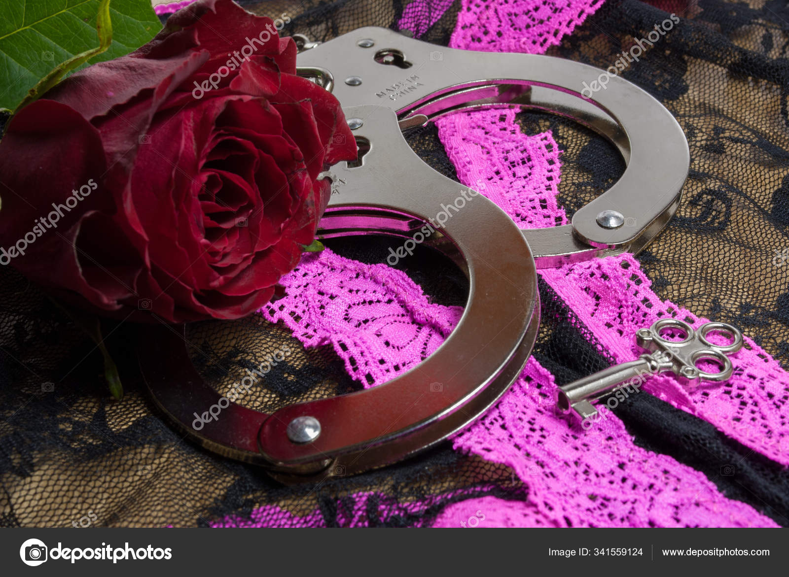 Handcuff And Rose Red