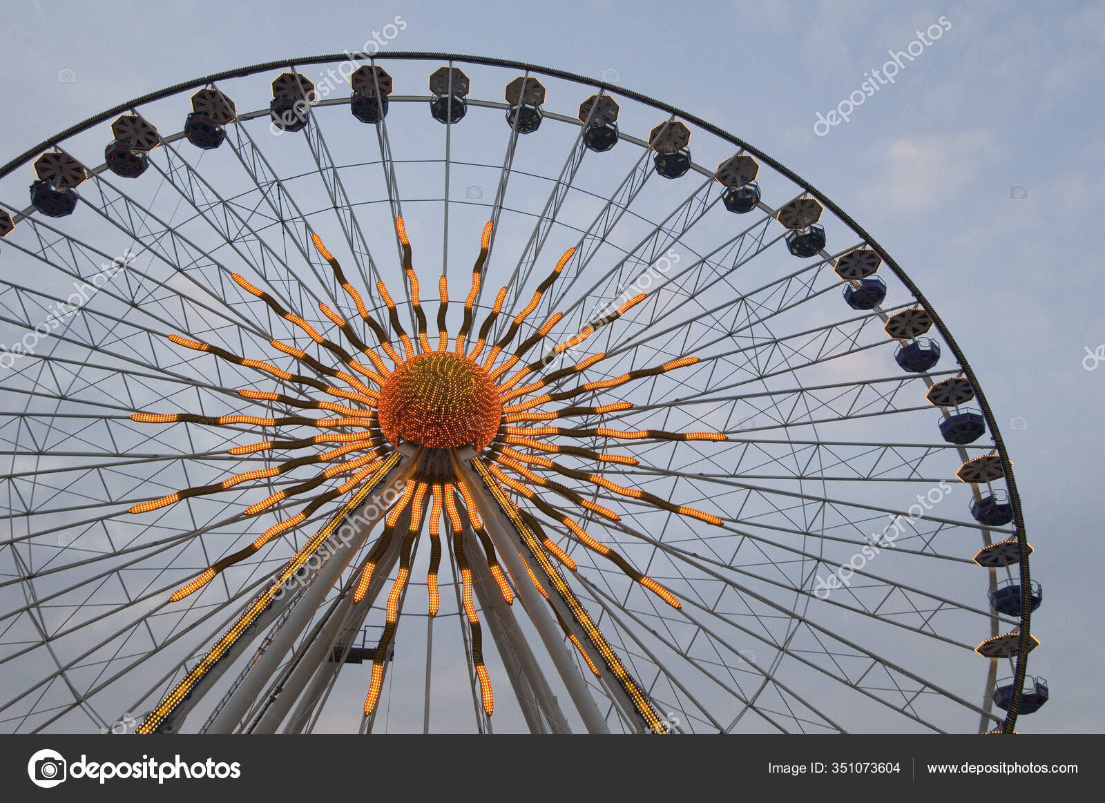 Giant Ferris Wheel Carousel Amusement Park — Stock Editorial Photo ...