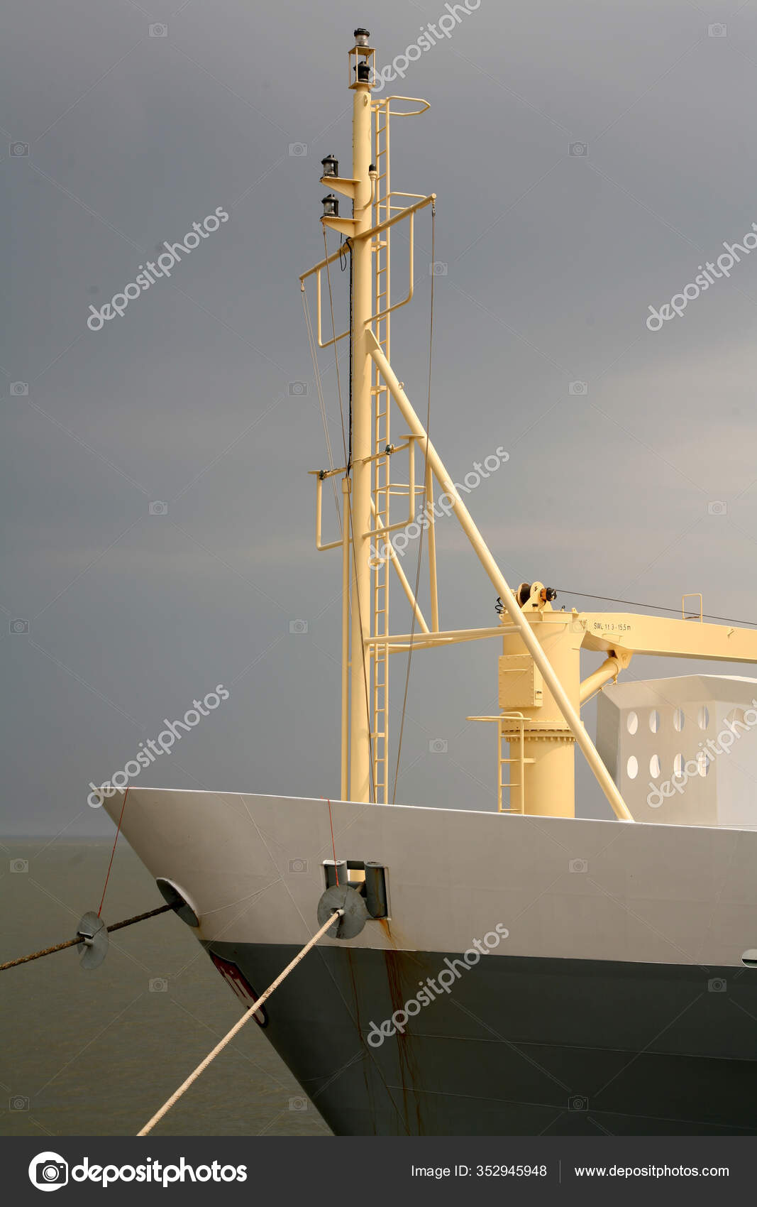 Bug Cargo Ship Port — Stock Photo © PantherMediaSeller #352945948