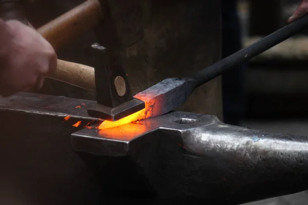 Technique de forgeage Stock Photos, Royalty Free Technique de forgeage ...