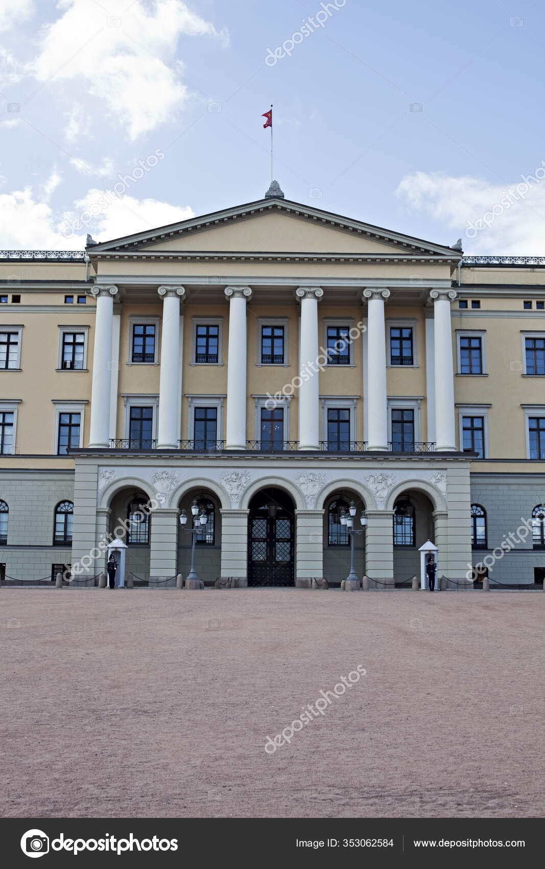 Royal Palace Oslo Norway — Stock Editorial Photo © PantherMediaSeller ...