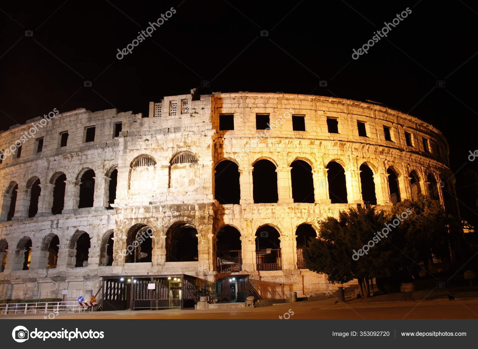 Amphitheatre Pula Night — Stock Photo © PantherMediaSeller #353092720