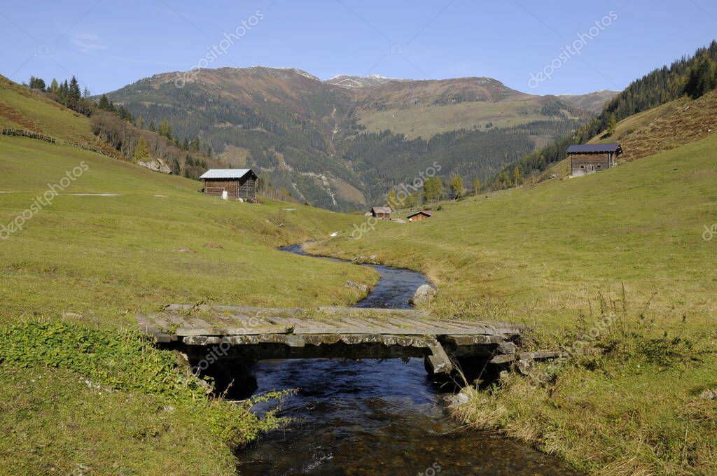 Gmnd es una ciudad ubicada en el noroeste de la región de Waldviertel ...