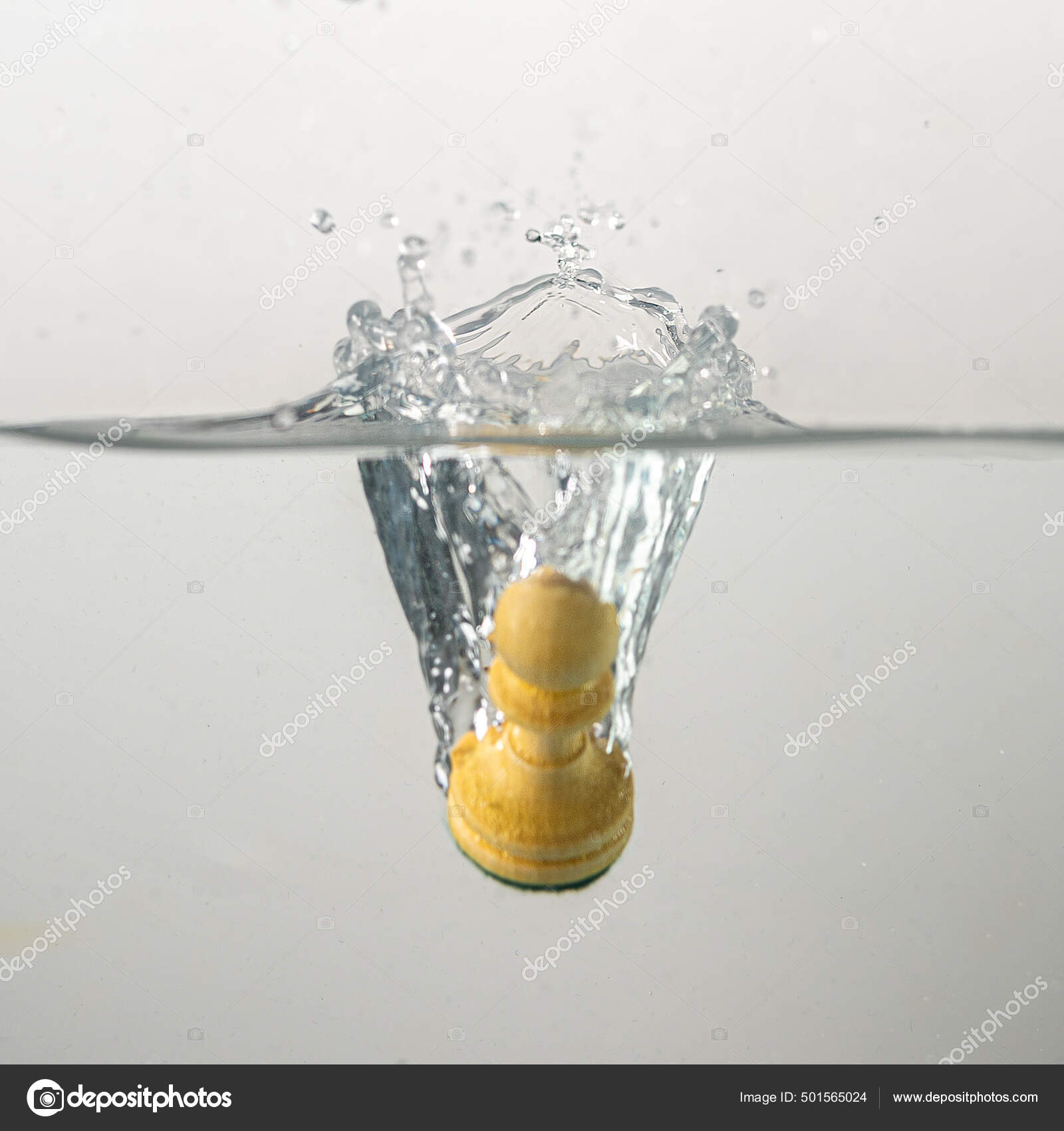 Some Black White Chess Pieces Drop Splash Clear Water — Stock Photo ...