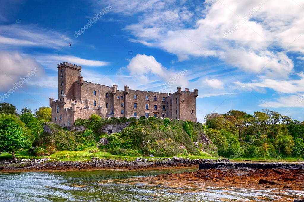 Castillo de Dunvegan en la Isla de Skye - la sede del MacLeod de ...