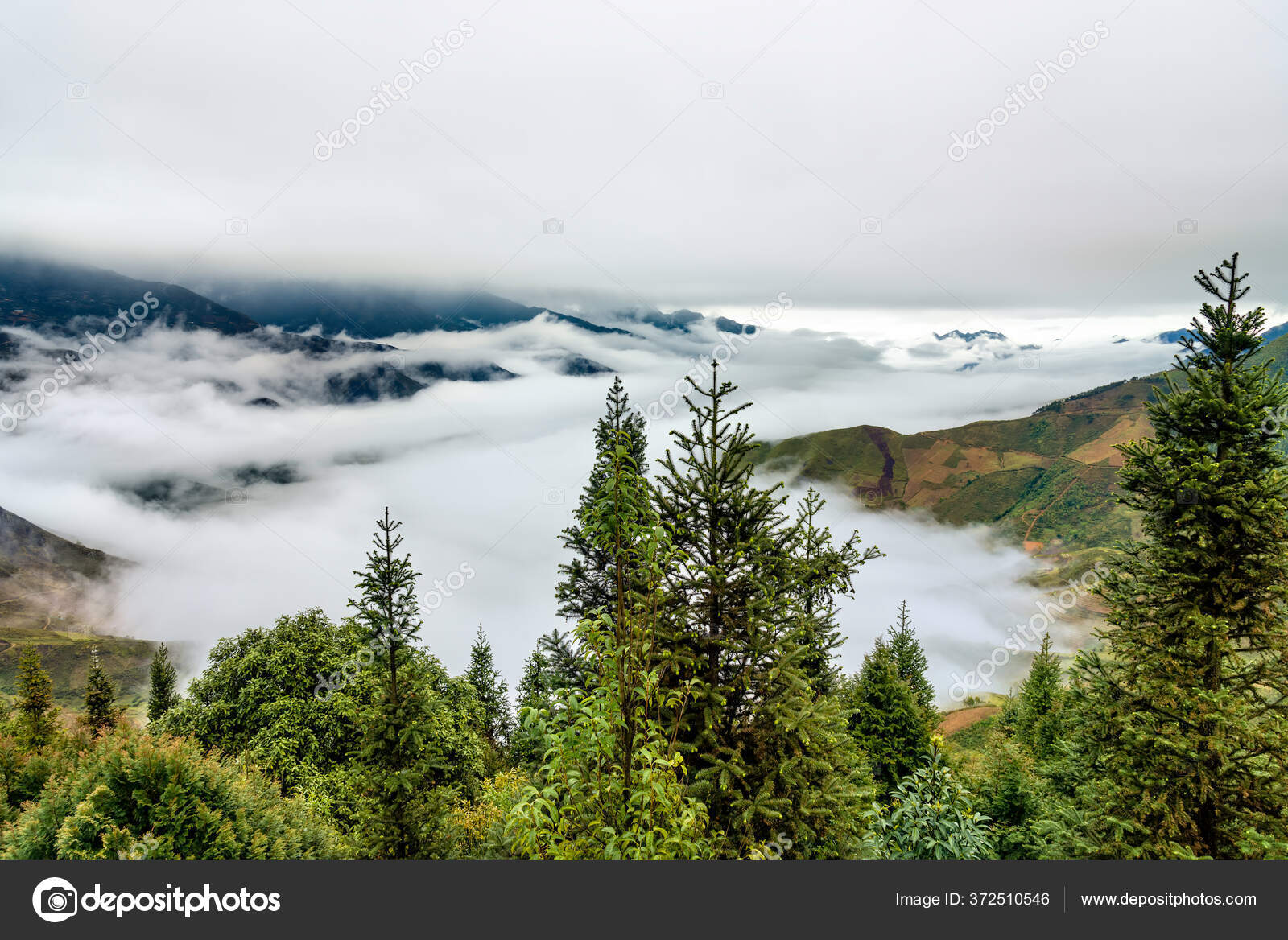 Xua Famous Mountain Range Northern Vietnam All Year Mountain Rises ...