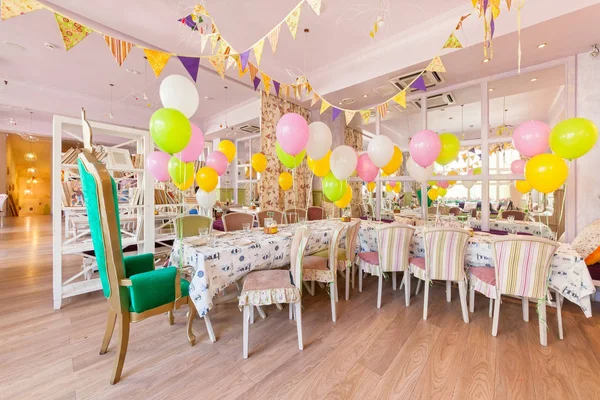 Cafe familia fotos de stock, imágenes de Cafe familia sin royalties ...