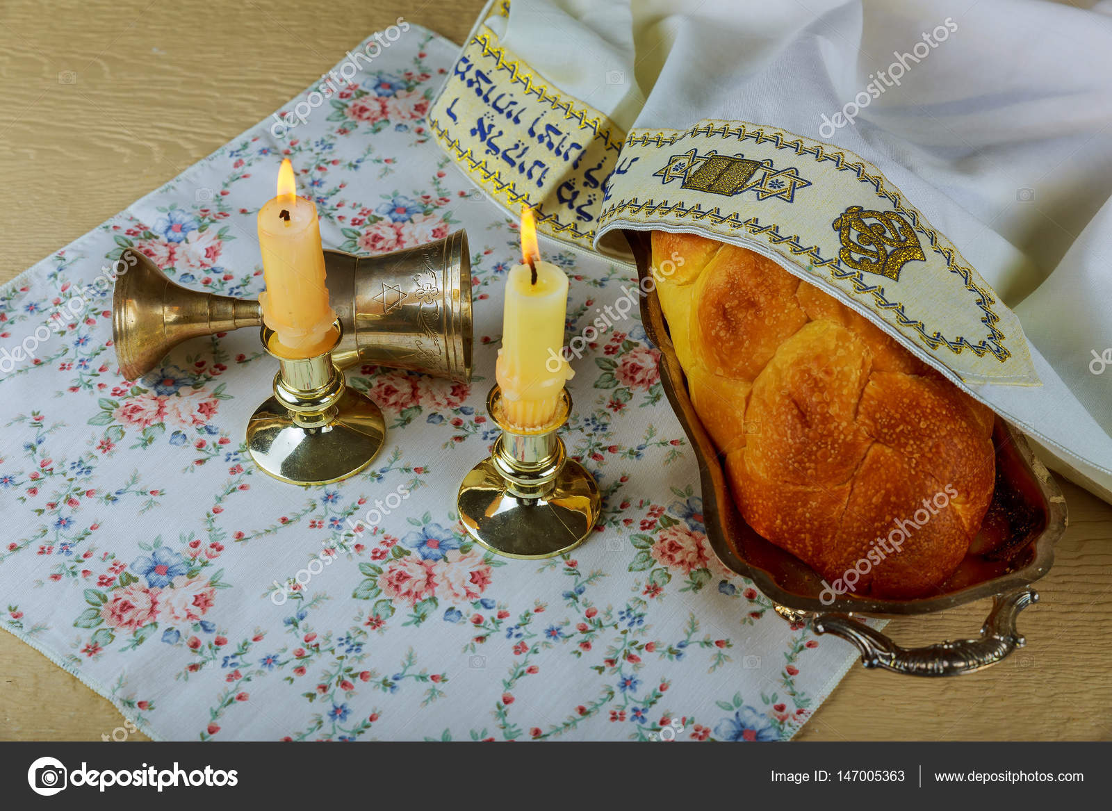 Shabbat Shalom Traditional Jewish Sabbath ritual — Stock Photo ...
