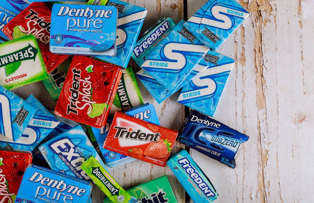 Varias marcas de chicles de marca Orbit, Extra, Eclipse, Freedent ...