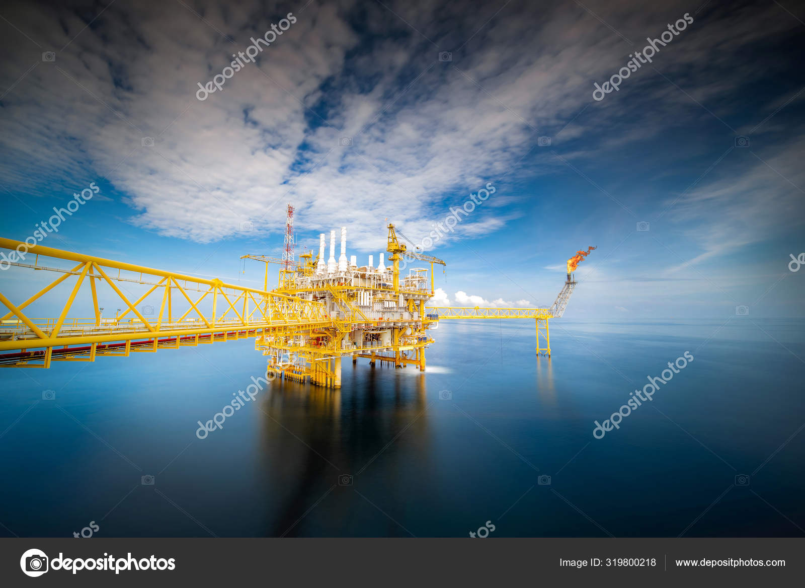 Offshore Oil Rig Platform Stock Photo by ©Jamesjee 319800218