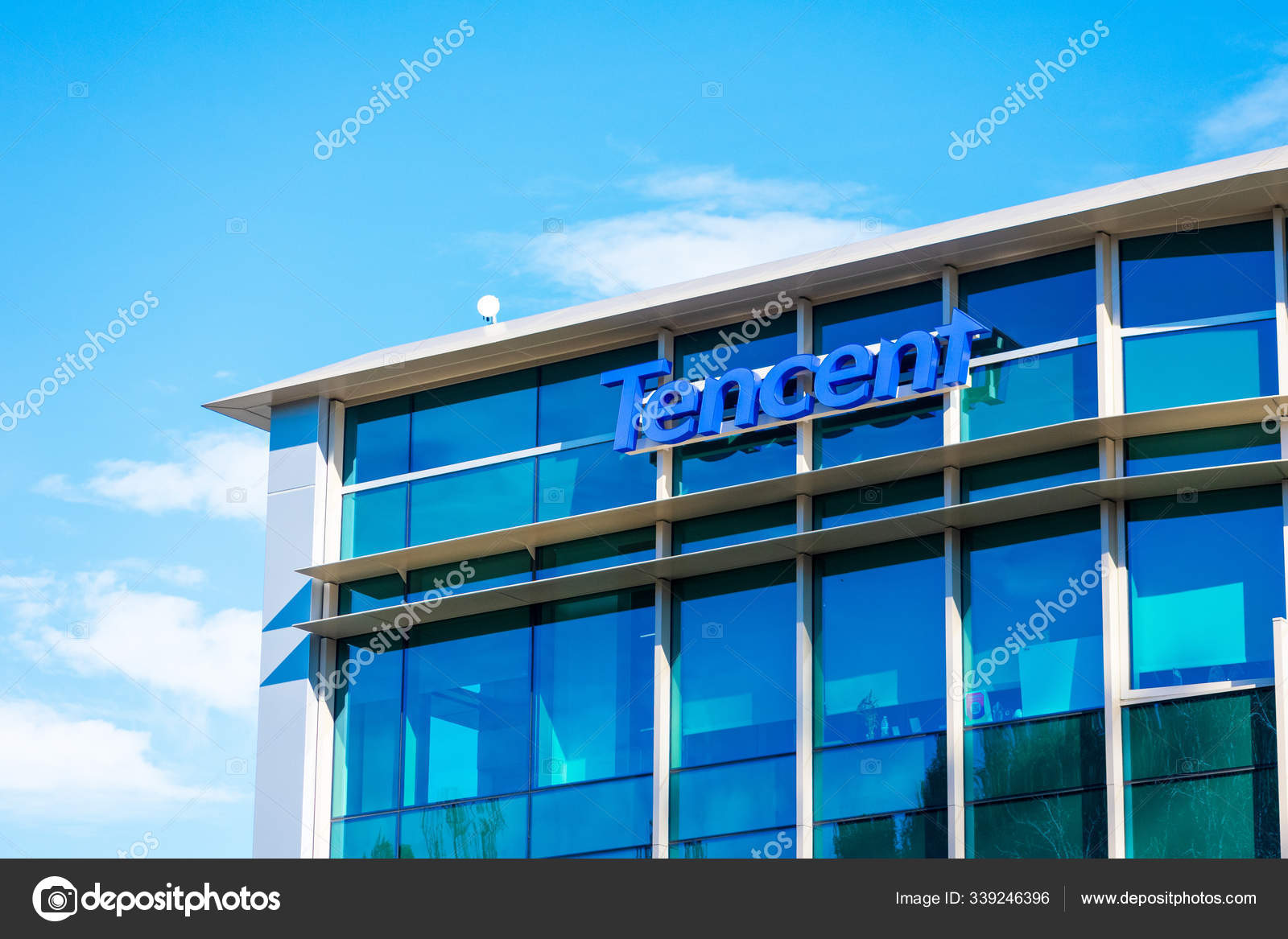 Multinasjonalt Konglomerat Logo