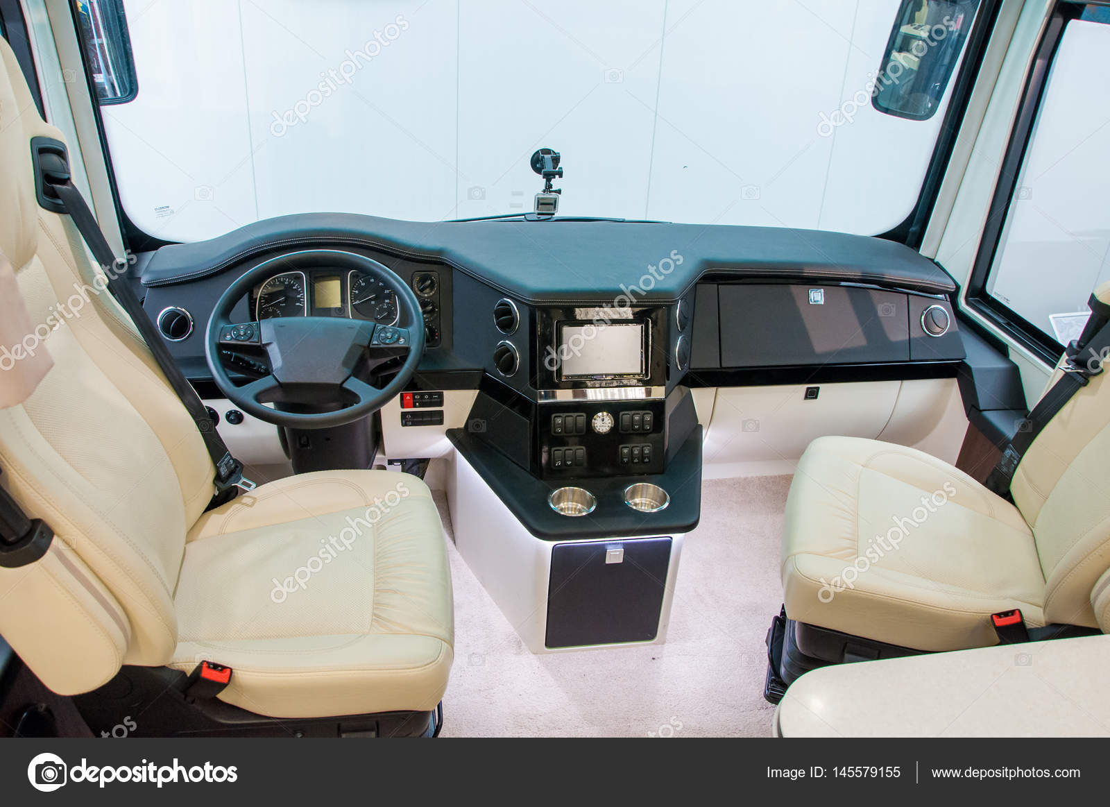 Luxury Caravan Bus Interior