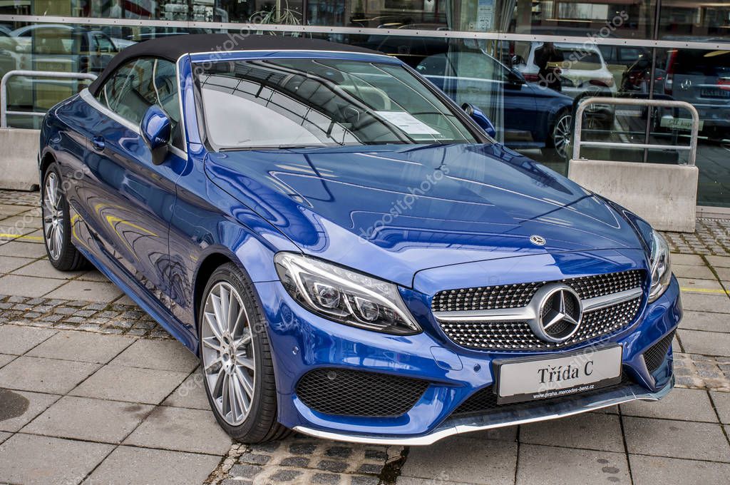 PRAGA, LA REP BLICA CHECA, 24.3.2018 - Vista frontal Mercedes Benz C ...