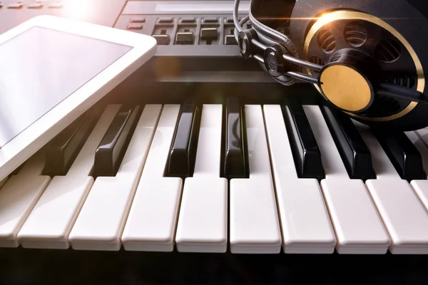 Good apps to make music on hp laptop Stock Photos, Royalty Free Good ...