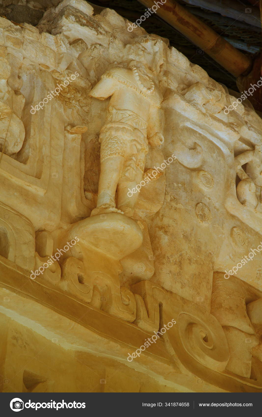 Mayan Carvings Jaguar Altar Acropolis Pyramid Balam Archaeological Site ...