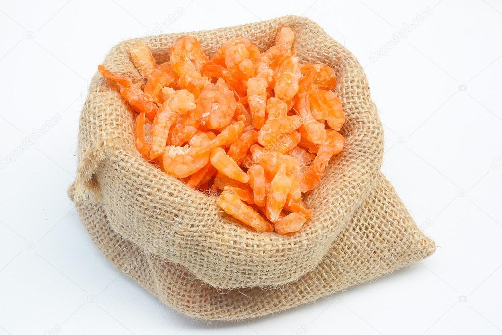 Mariscos secos al sol: Un grupo de camarones secos para hacer cocinas ...