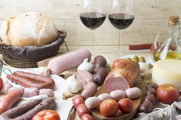 Embutido spanish food Stock Photo by ©Dalaifood 329539534