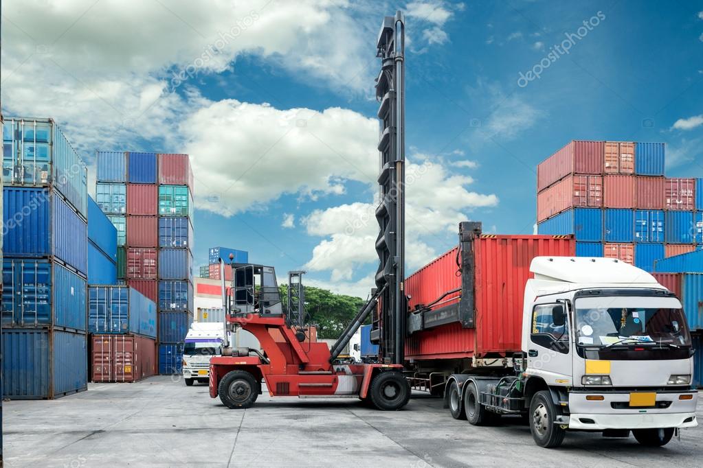 Forklift lift container box loading to truck in depot use for im Stock ...