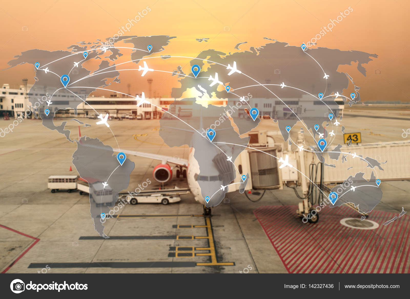 Map of flight routes airplanes network use for global travel, im Stock ...