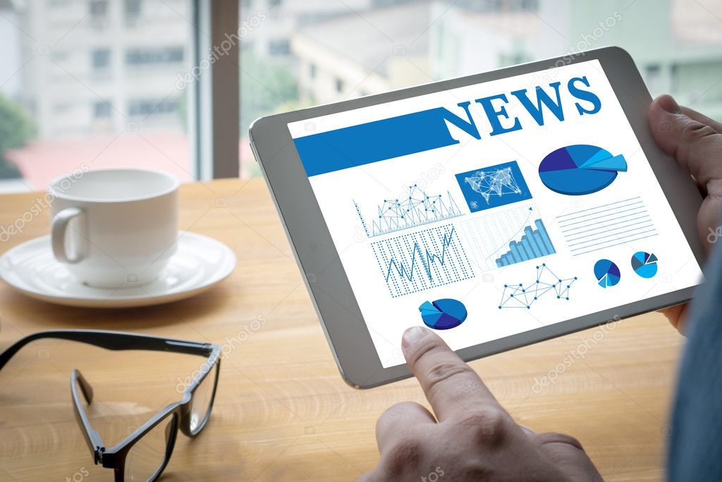 Businessman work on white broad, top view — Stock Photo © duiwoy #126864092