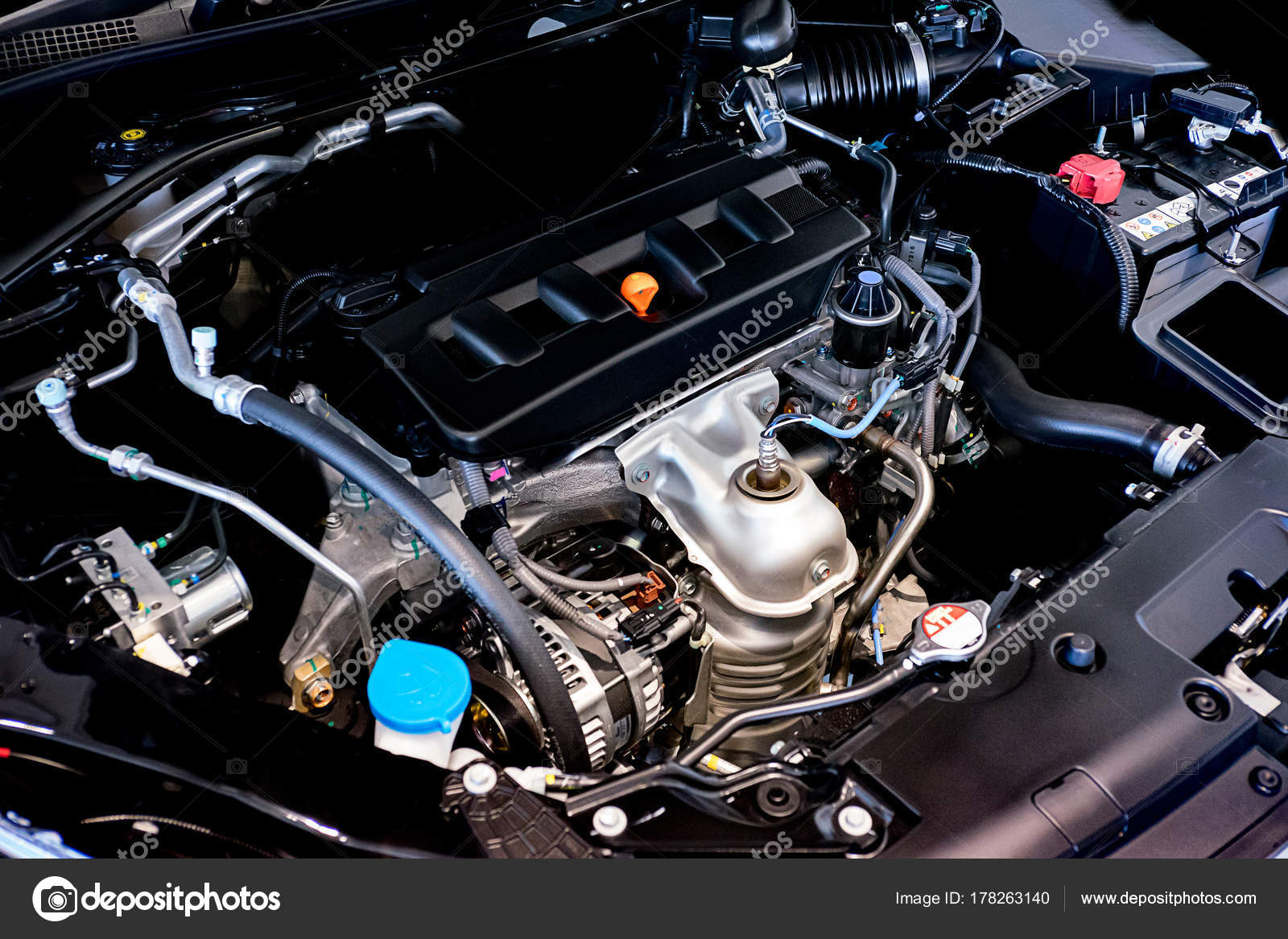 Close up detail of new car engine The powerful engine of a car. — Stock ...