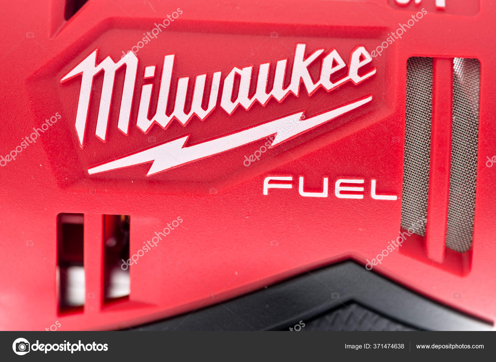 Milwaukee Tools Logo