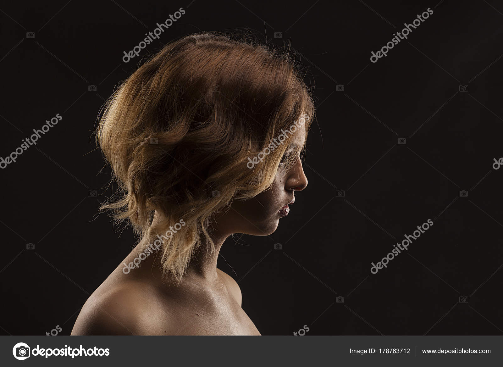 Girl model pose with cute smile and blond hair — Stock Photo ...