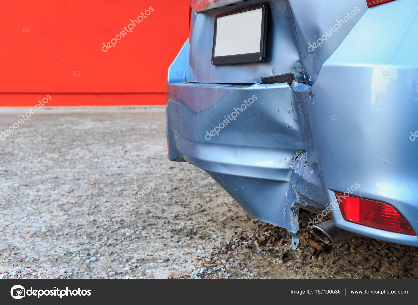 Backside of car get damaged by accident Stock Photo by ©PhanuwatNandee ...
