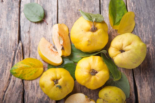 Fotos de Marmelos, Imagens de Marmelos sem royalties | Depositphotos