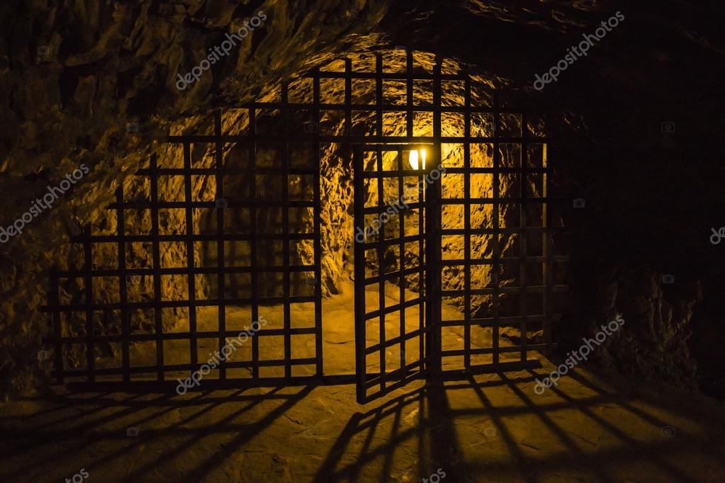 Old metal cage Stock Photo by ©Jarrycz 128678200