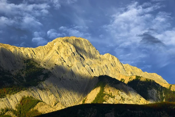 Colin range Stock Photos, Royalty Free Colin range Images | Depositphotos