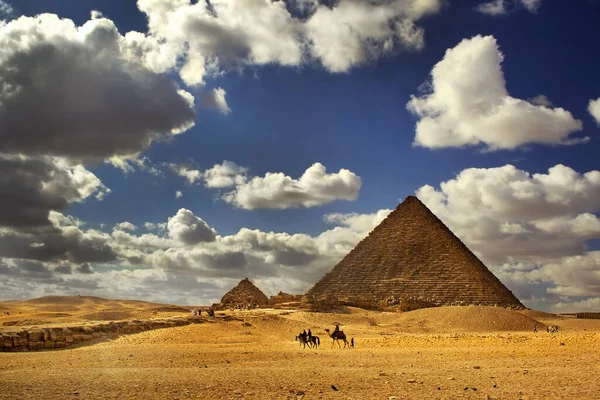Egyptian pyramids Stock Photos, Royalty Free Egyptian pyramids Images ...