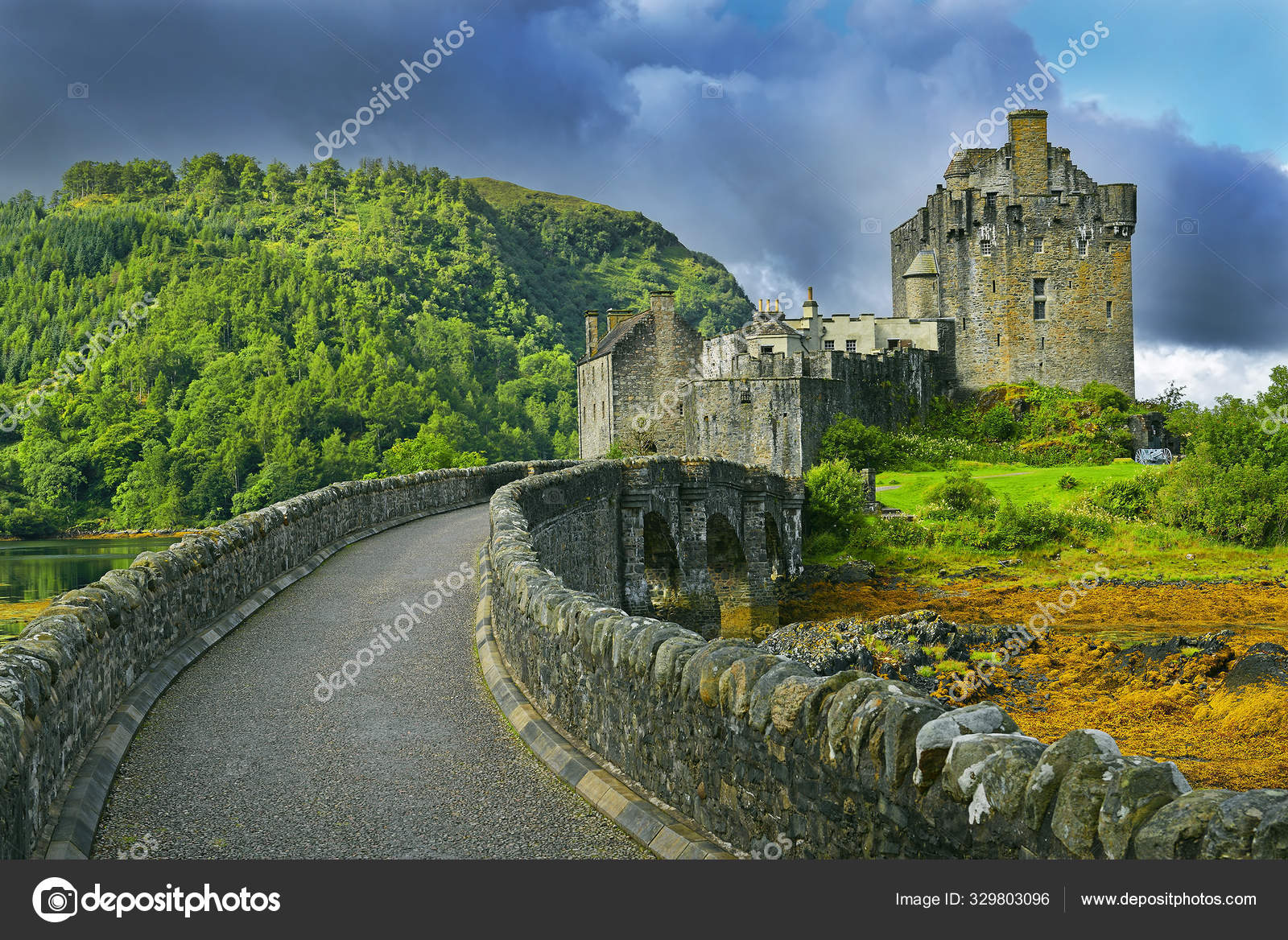 Eilean Donan Castle Scotland Allegedly Most Photographed Castle World ...