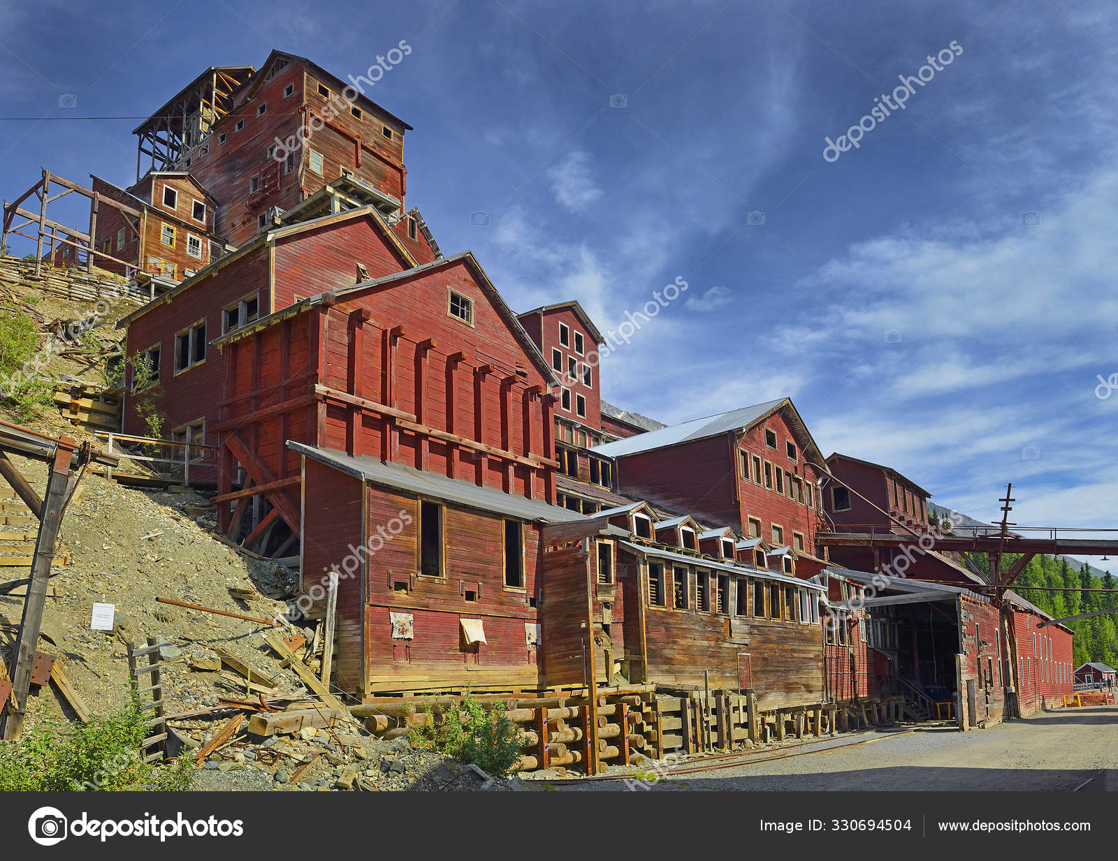 Mccarthy Alaska July 2018 Old Kennecott Copper Mine Power Plant – Stock ...