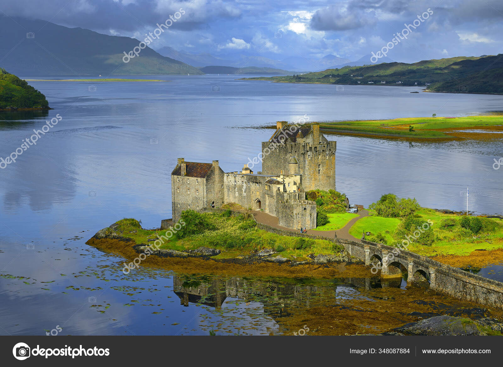 Eilean Donan Castle Scotland Allegedly Most Photographed Castle World ...