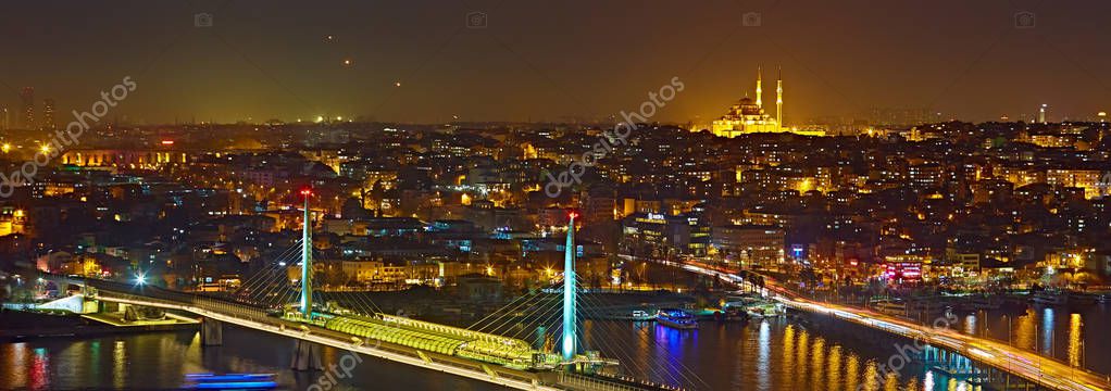Istanbul skyline at night Stock Photos, Royalty Free Istanbul skyline ...