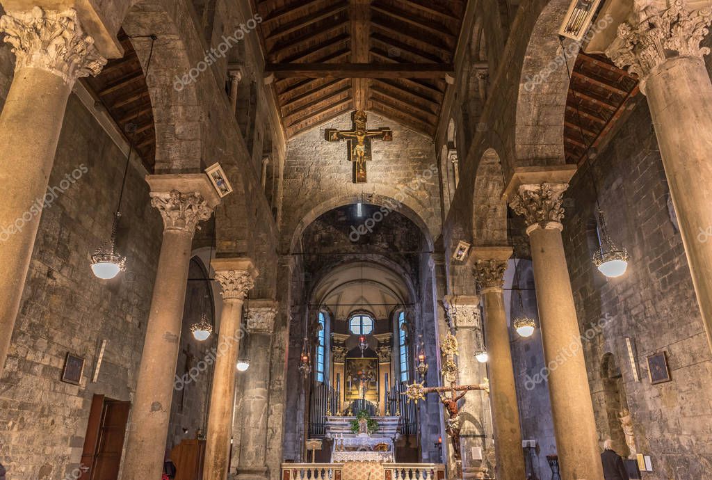 Genoa, Genova, Italy - January 2019: Interior of romanesque church ...