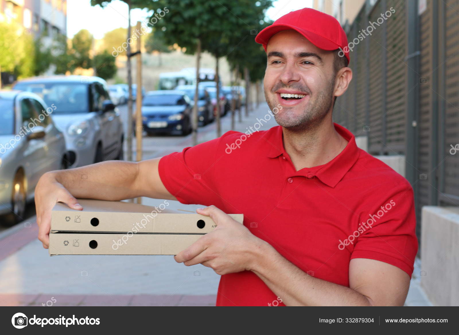 Pizza Delivery Worker Urban Background — Stock Photo © albejor2002 ...