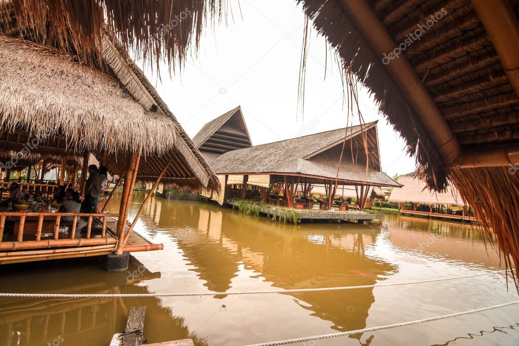 Surabaya, Indonesia - 28 de marzo de 2019: El ambiente interior del ...