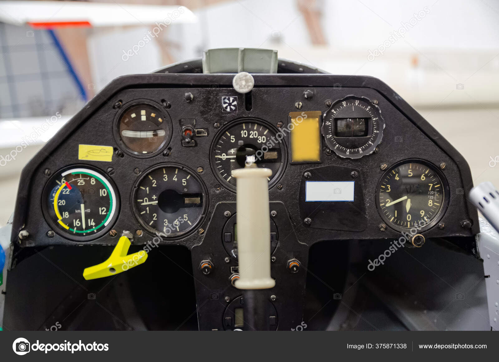 Instrument Panel Cockpit Glider Hangar Light Airplane Control Deck ...