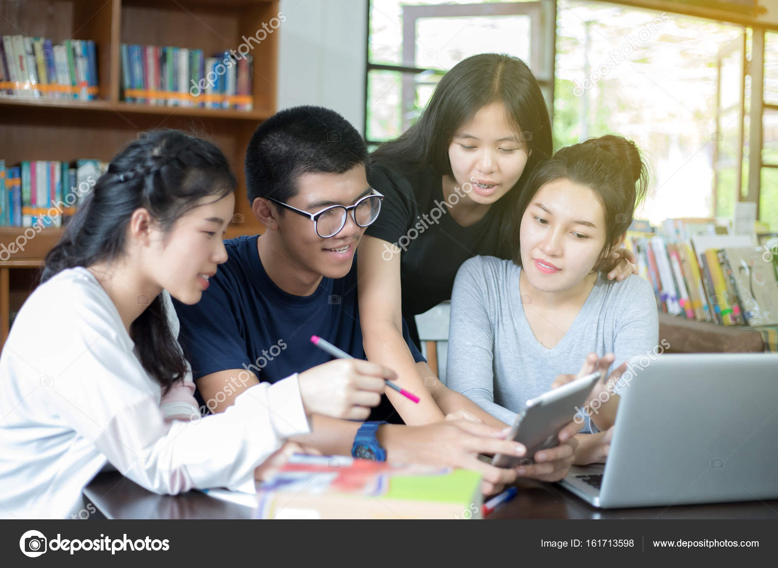 Students Sharing Ideas