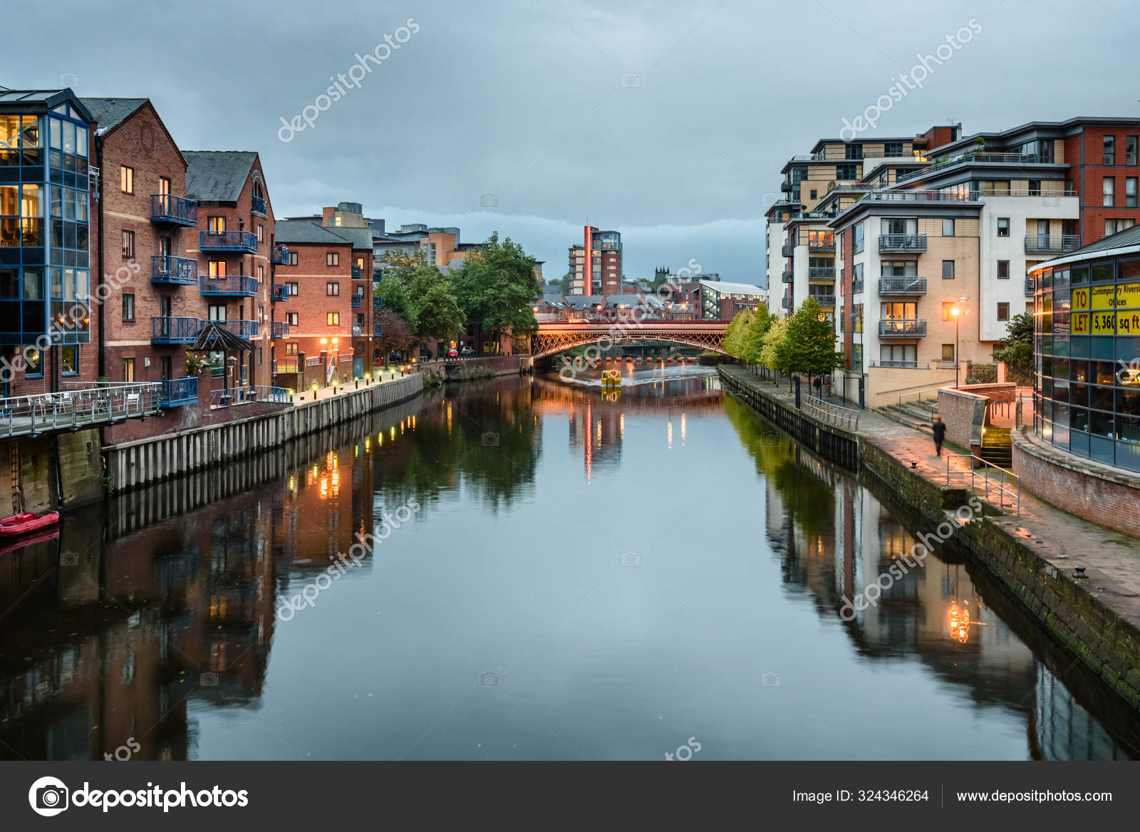 Apartments Other Waterfront Buildings River Aire Leeds West Yorkshire ...