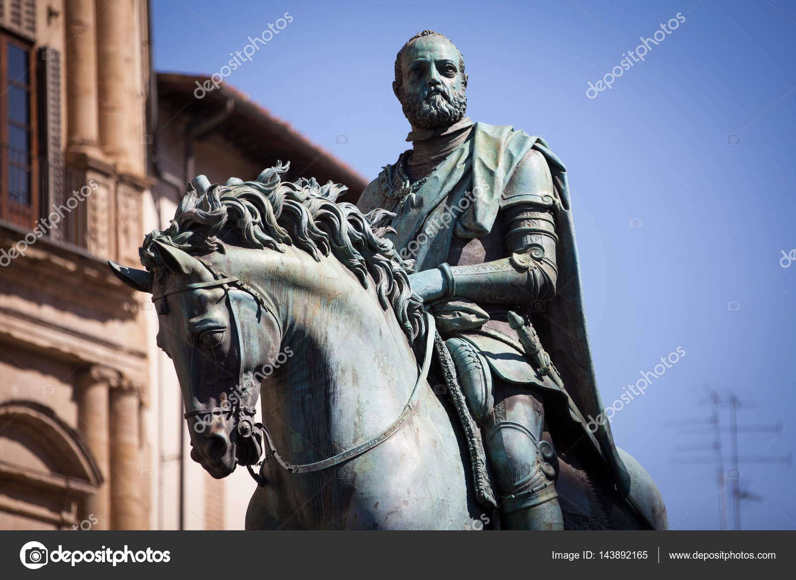 Statue of Cosimo I de Medici, Florence Stock Photo by ©marcoscisetti ...