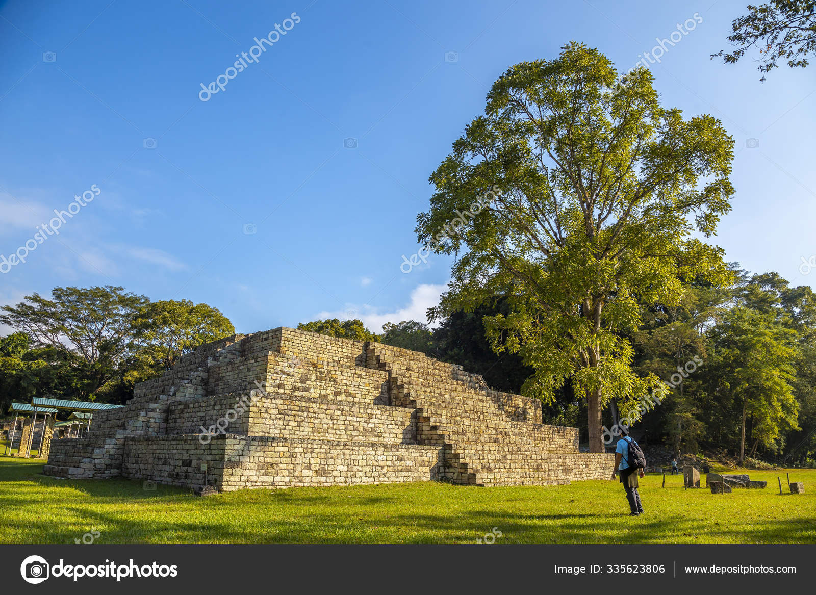 Mayan Pyramid Copan Ruins Temples Honduras Stock Photo by ©unaihuizi ...