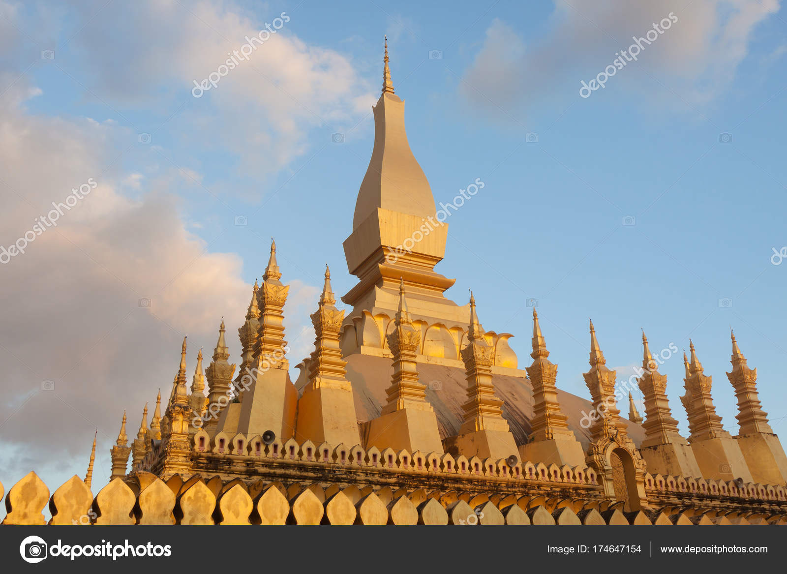 Wat Phra That Luang — Stock Photo © Teerapon1979 #174647154
